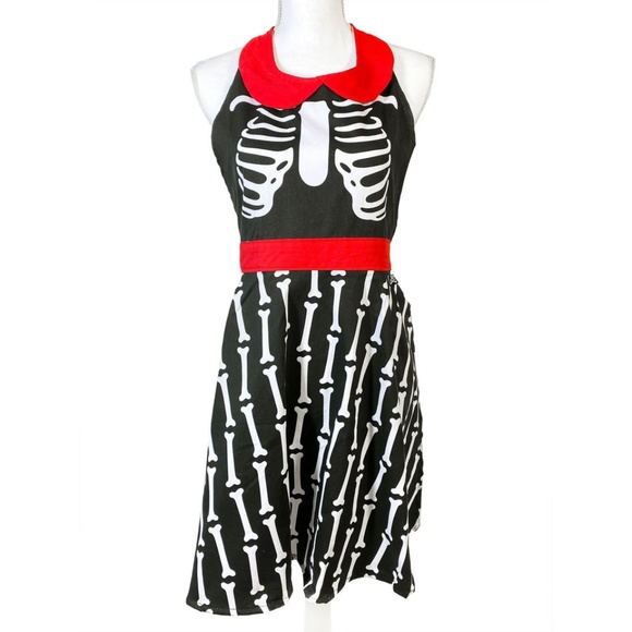 Sourpuss | Other | Sourpuss Full Apron Skeleton Miss Bones Halloween ...